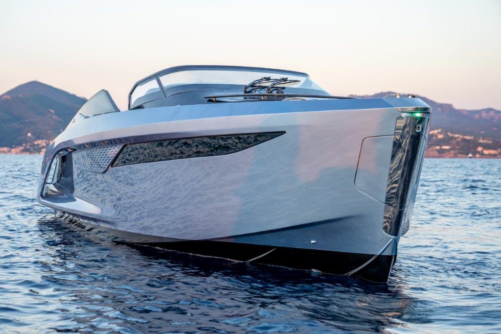 Princess R35 - Princess Motor Yacht Sales