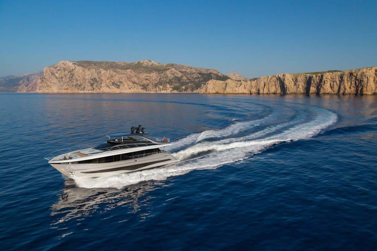 The all-new Princess Y95 - Princess Motor Yacht Sales