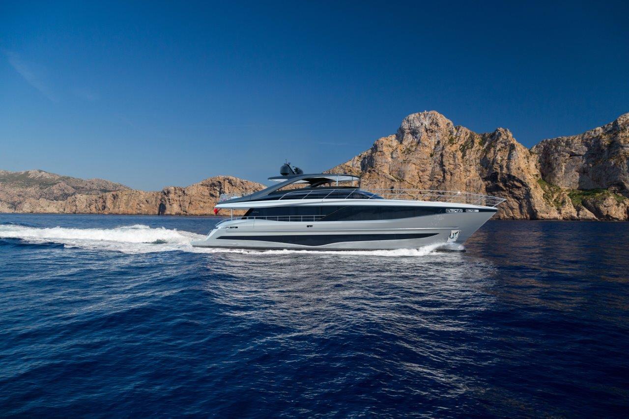 The all-new Princess Y95 - Princess Motor Yacht Sales