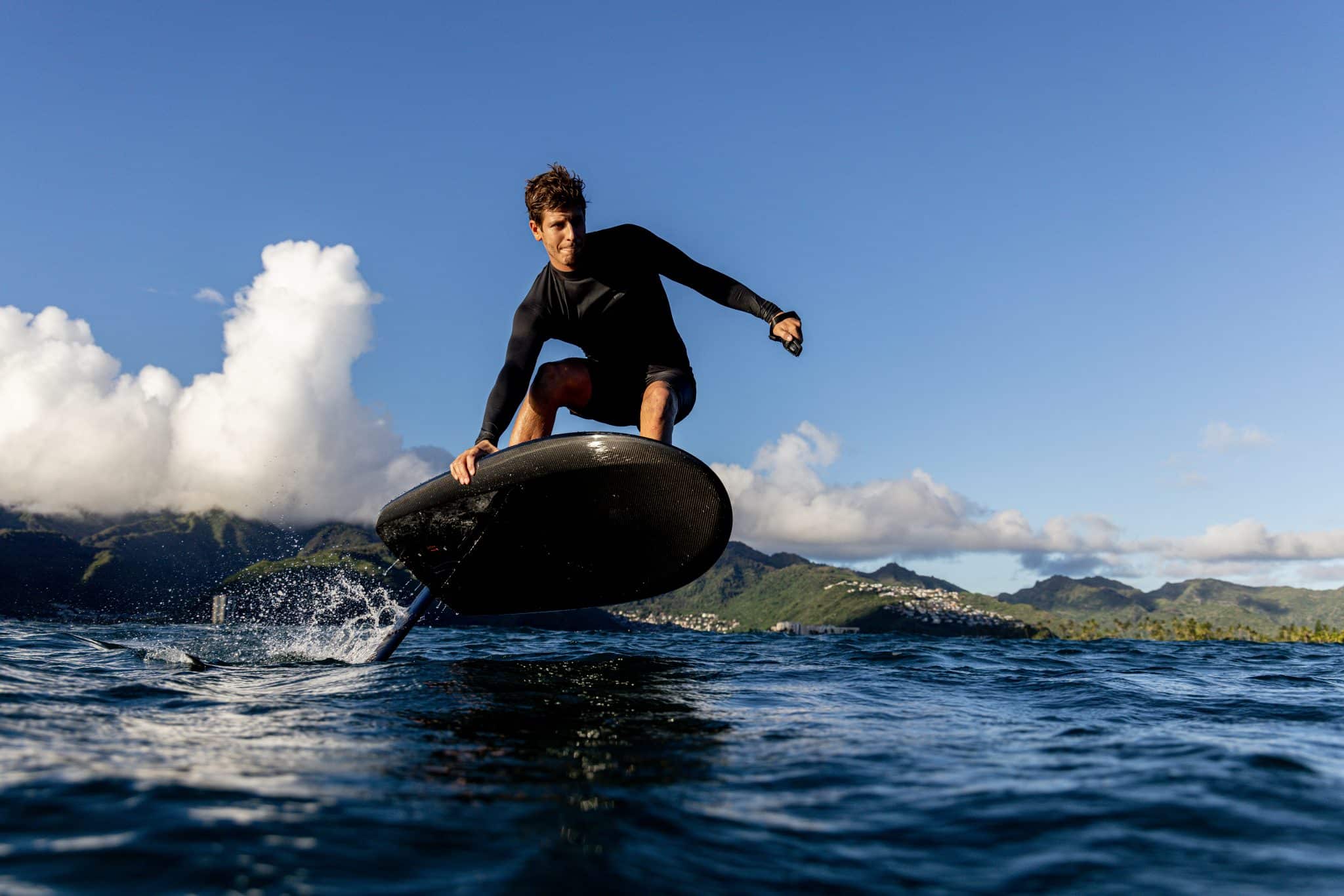 Discover the Freedom of Flying on the Water eFoil Flite